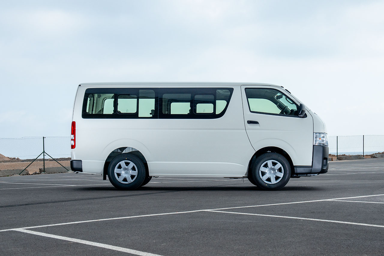 Hiace Commuter Bus| TGS