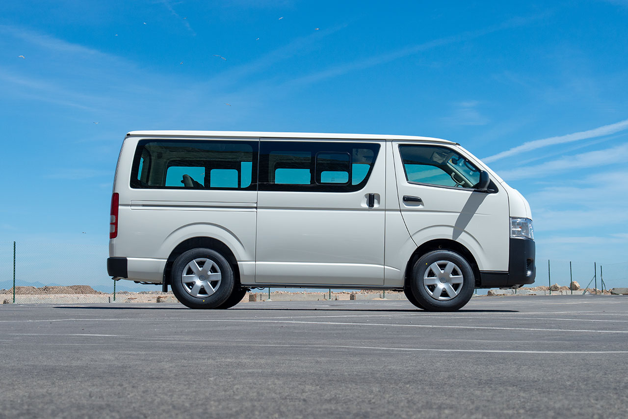 Hiace Commuter Bus| TGS